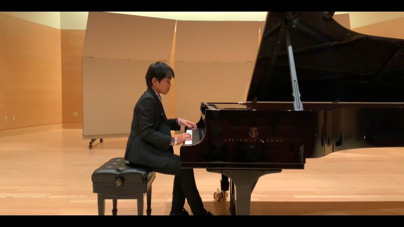 14-Year-Old Pianist Plays Rachmaninoff - Daily Joy
