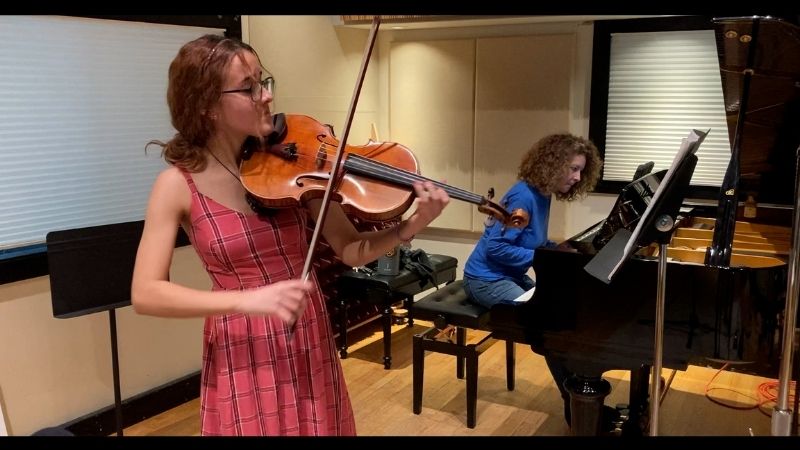 Lyrical Viola Performance - Daily Joy