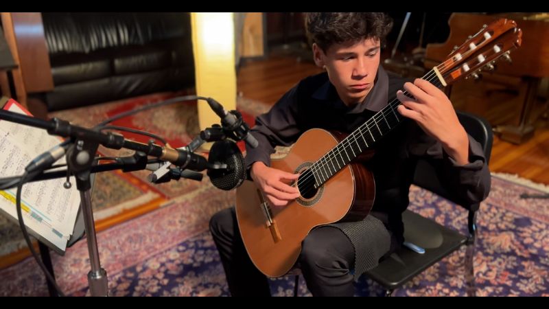 14-Year-Old Guitarist Performs Vibrant Work - Daily Joy 14-Year-Old Guitarist Performs Vibrant Work - Daily Joy