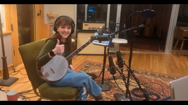 15-Year-Old Plays Soulful Banjo - Daily Joy